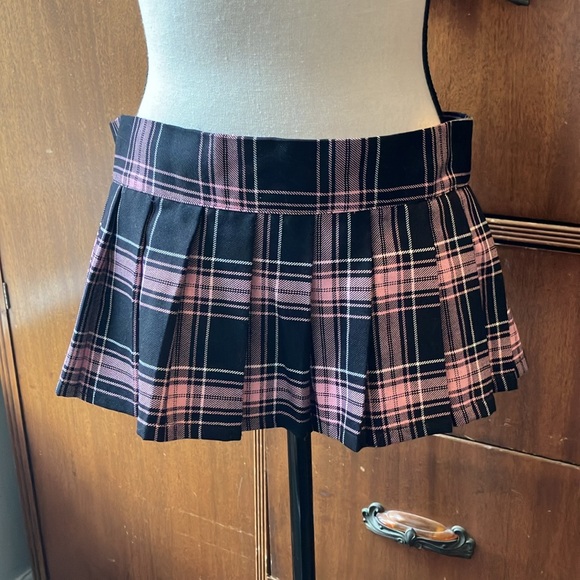 Body Zone | Skirts | Body Zone Dancer Micro Pleated Skirt | Poshmark